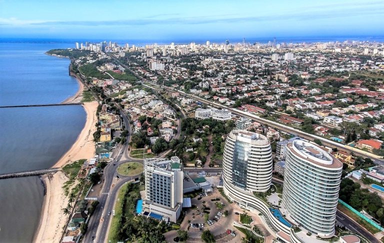 Relatos de uma viagem por terras de África (17) – “Ultimo dia em Maputo ...